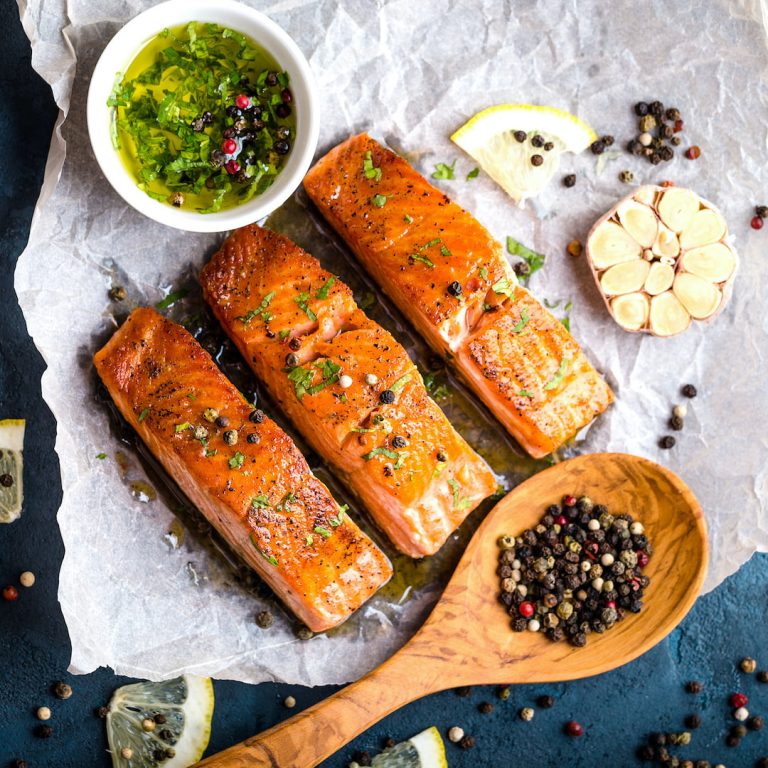 Burgers à l’effiloché de porc barbecue de Ricardo | IGA présente Vive ...